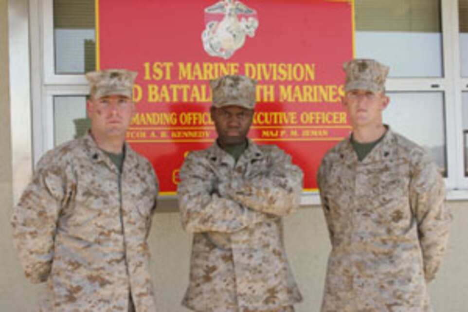 Some stay, some go, all proud > Headquarters Marine Corps > Article