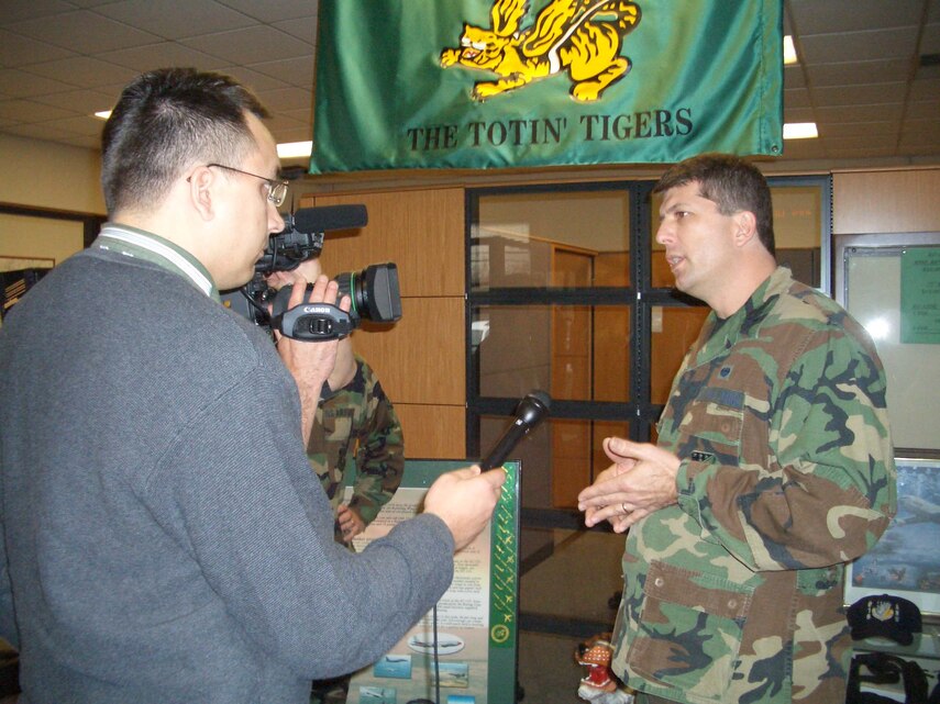 916th ARW first to get media training > Marine Corps Air Station ...