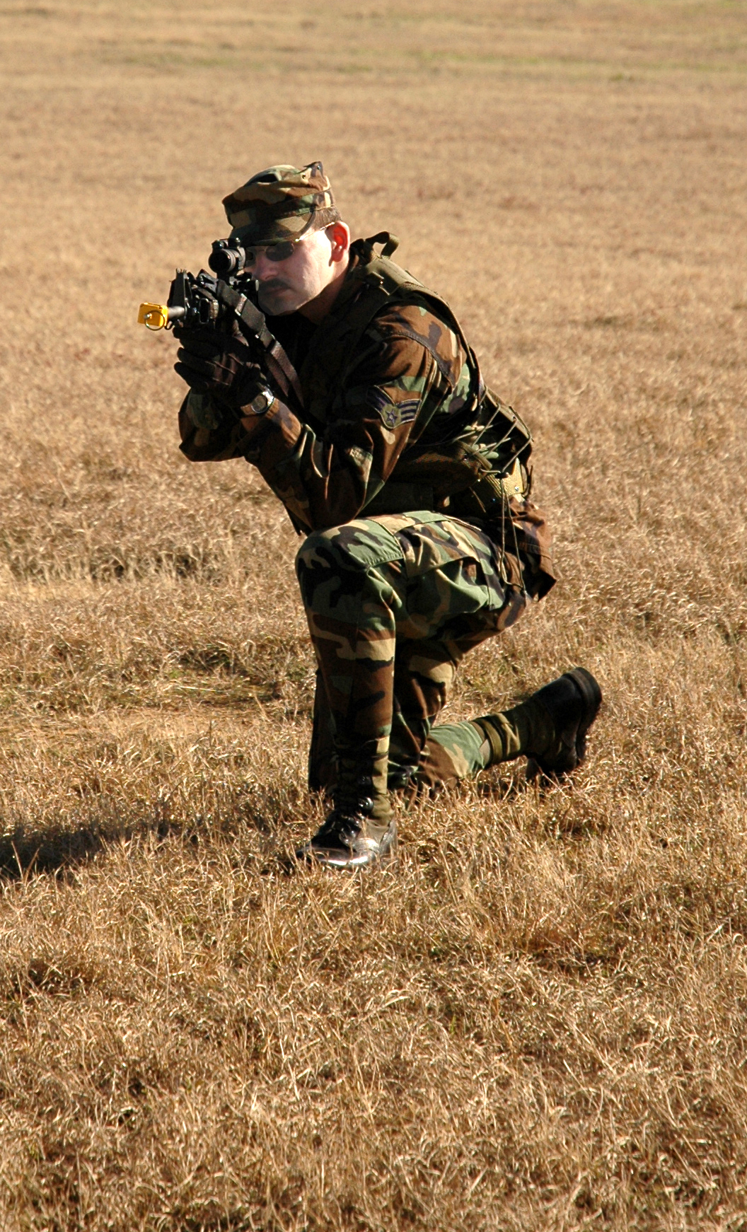 The waiting is over, cops receive M4 carbine > 908th Flying Training ...