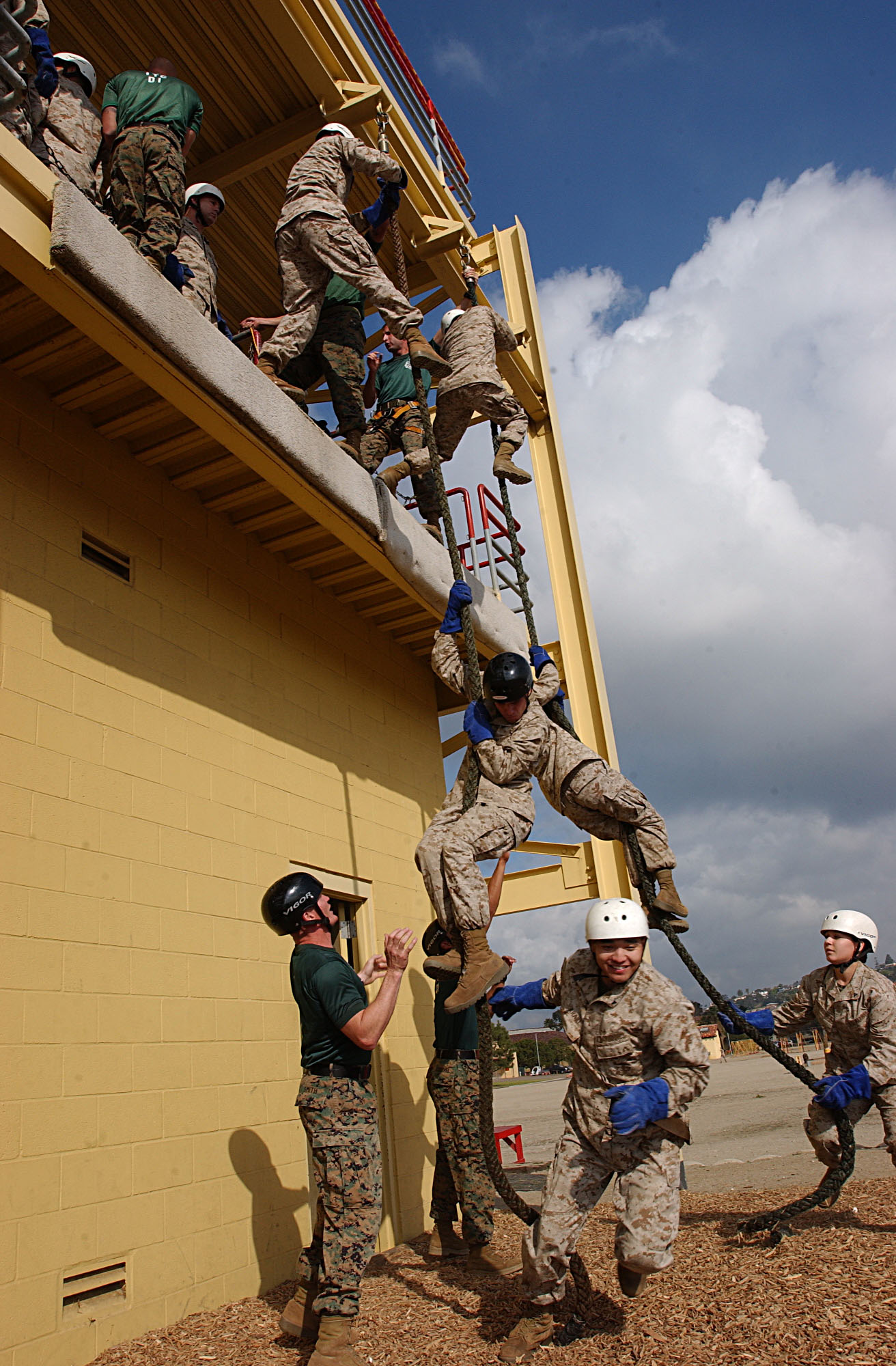 MAG-11 Marines conduct physical training to build camaraderie > Marine ...