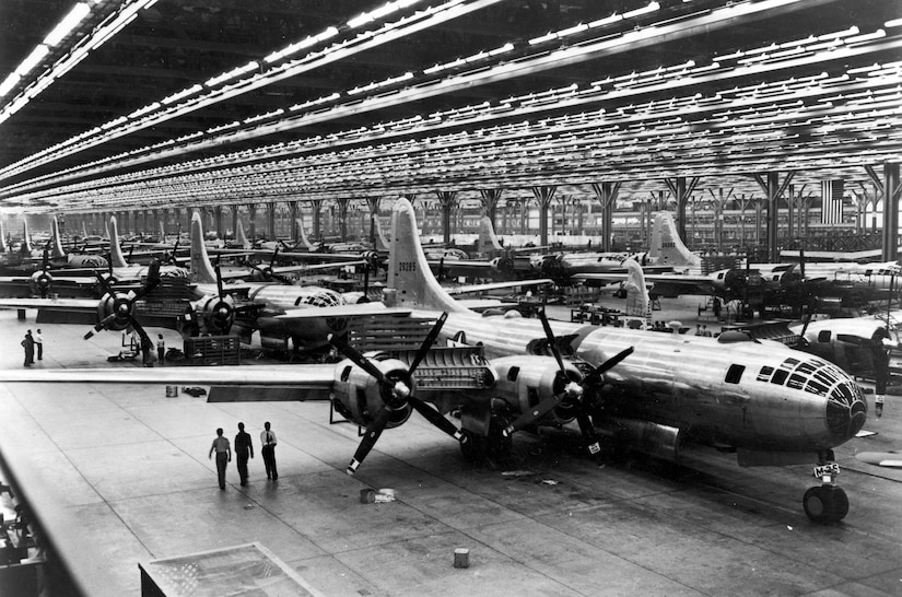 Development of the Boeing B-29 > National Museum of the United States ...