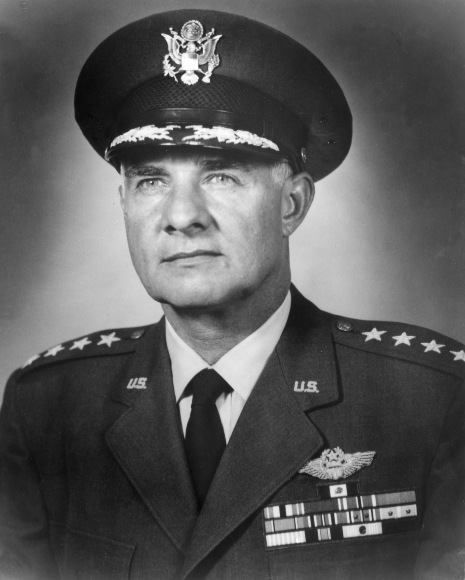 GENERAL FRANK FORT EVEREST > Air Force > Biography Display