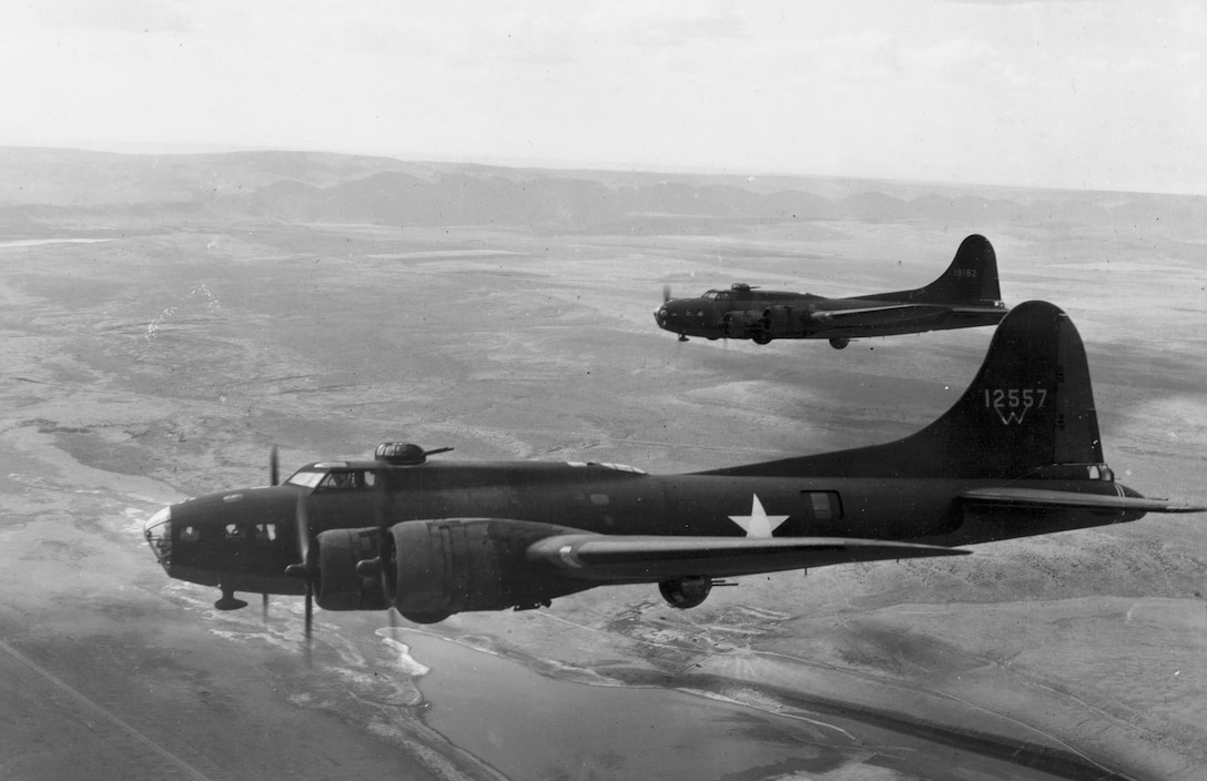 Boeing B-17E