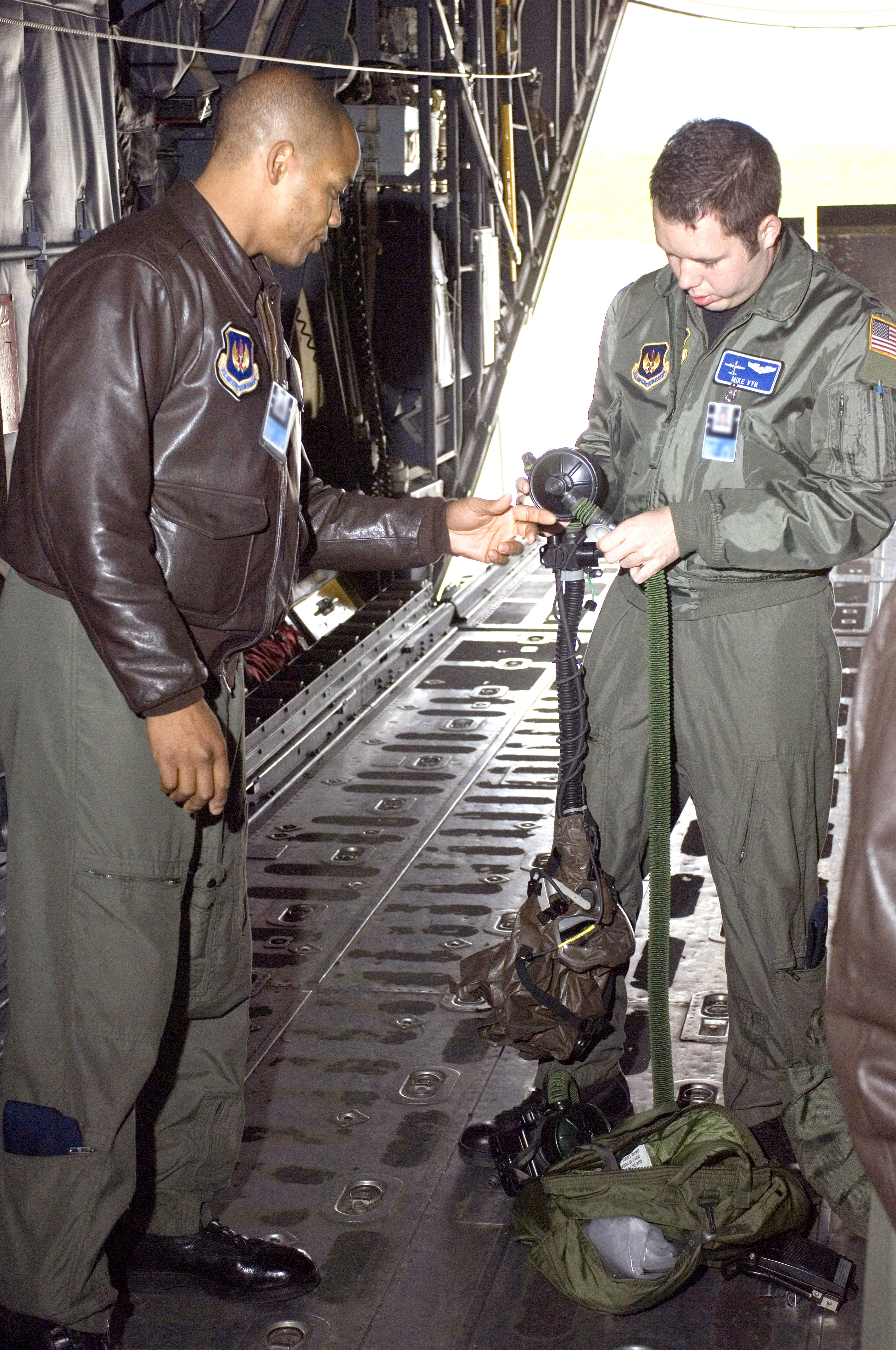 Egress training > Air Force > Article Display