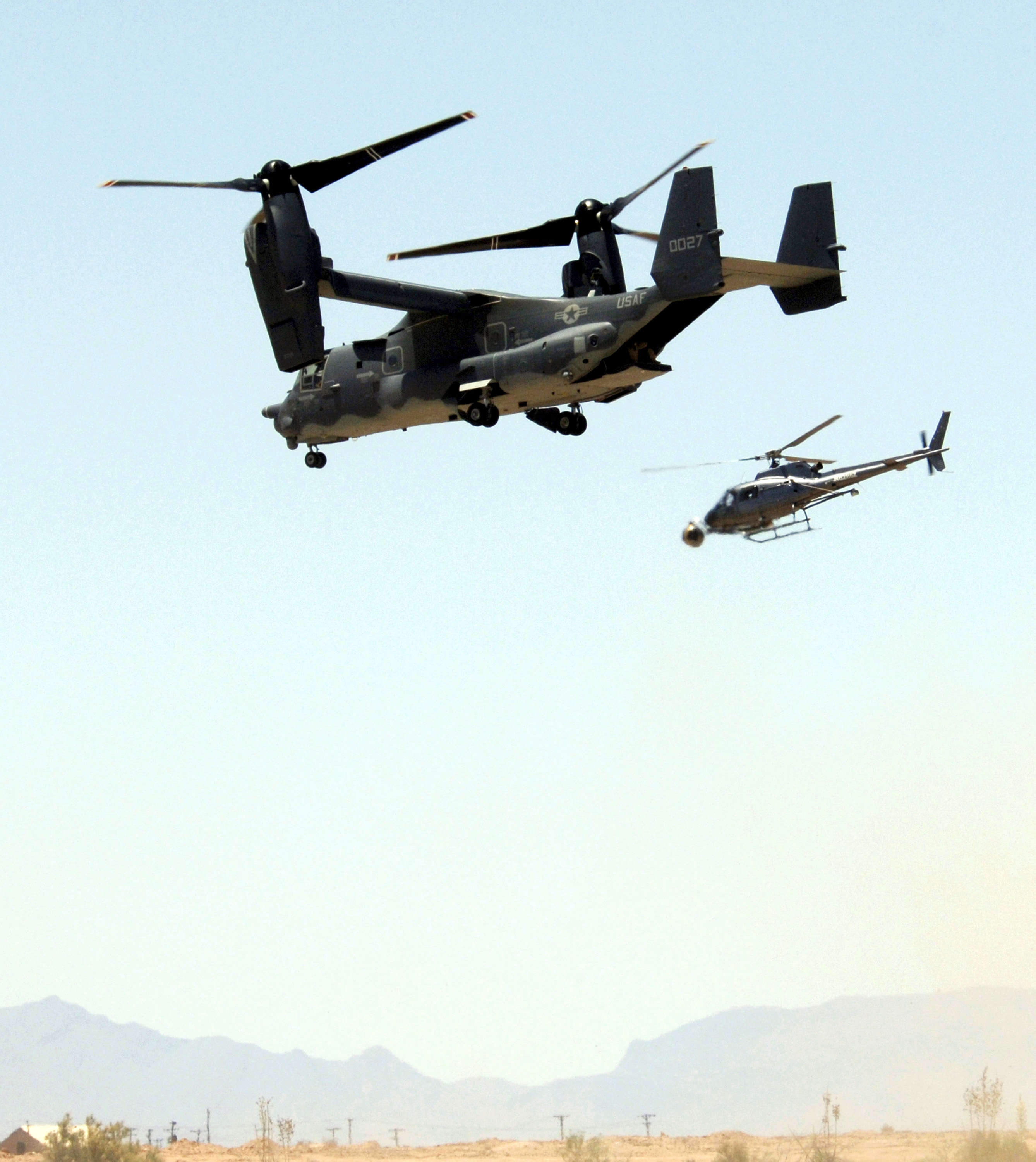 Ospreys in flight > Air Force > Article Display