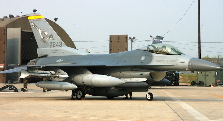 Air National Guard deploys to Kunsan; Three F-16 wings deploy to ROK ...