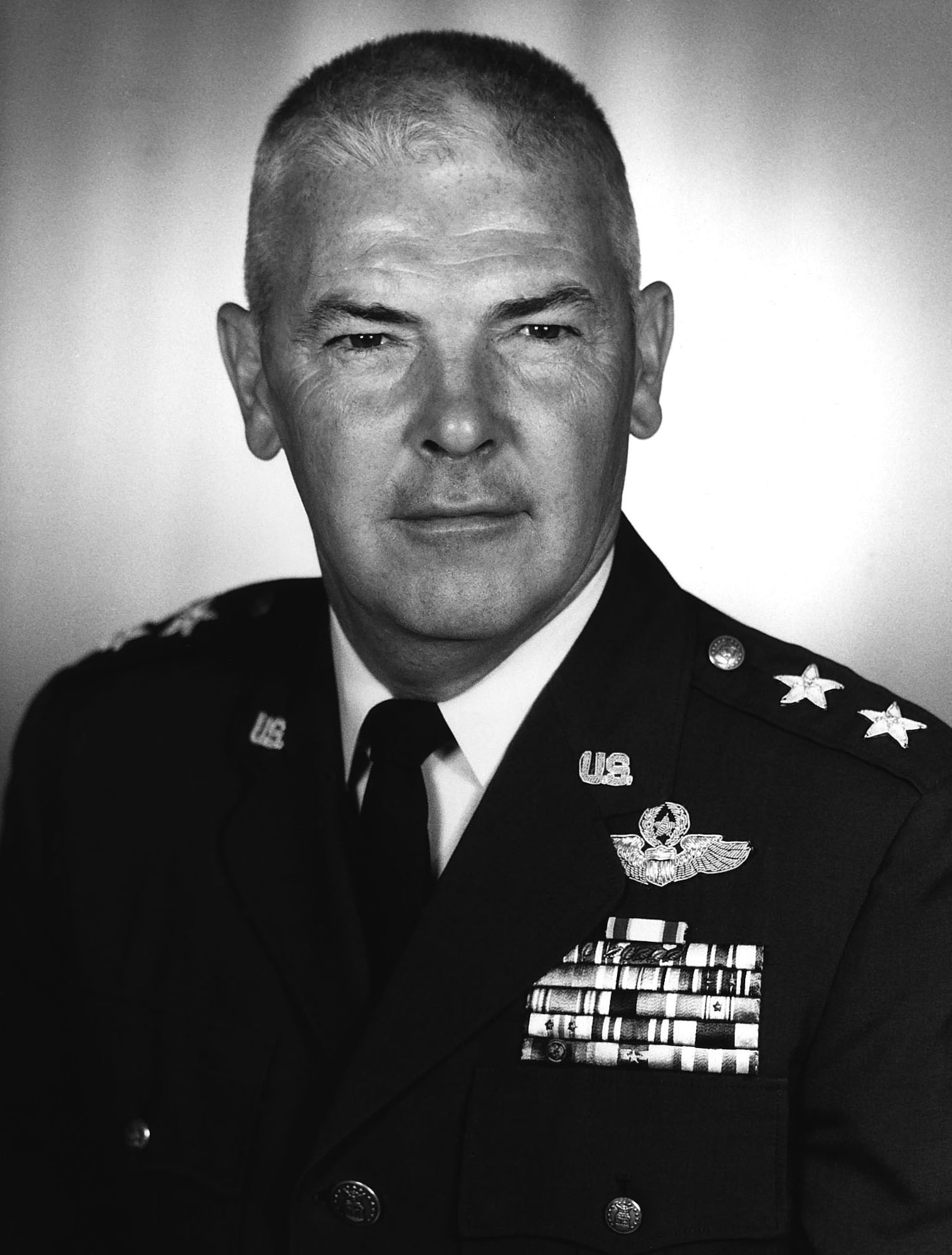 JONES E. BOLT > Air Force > Biography Display