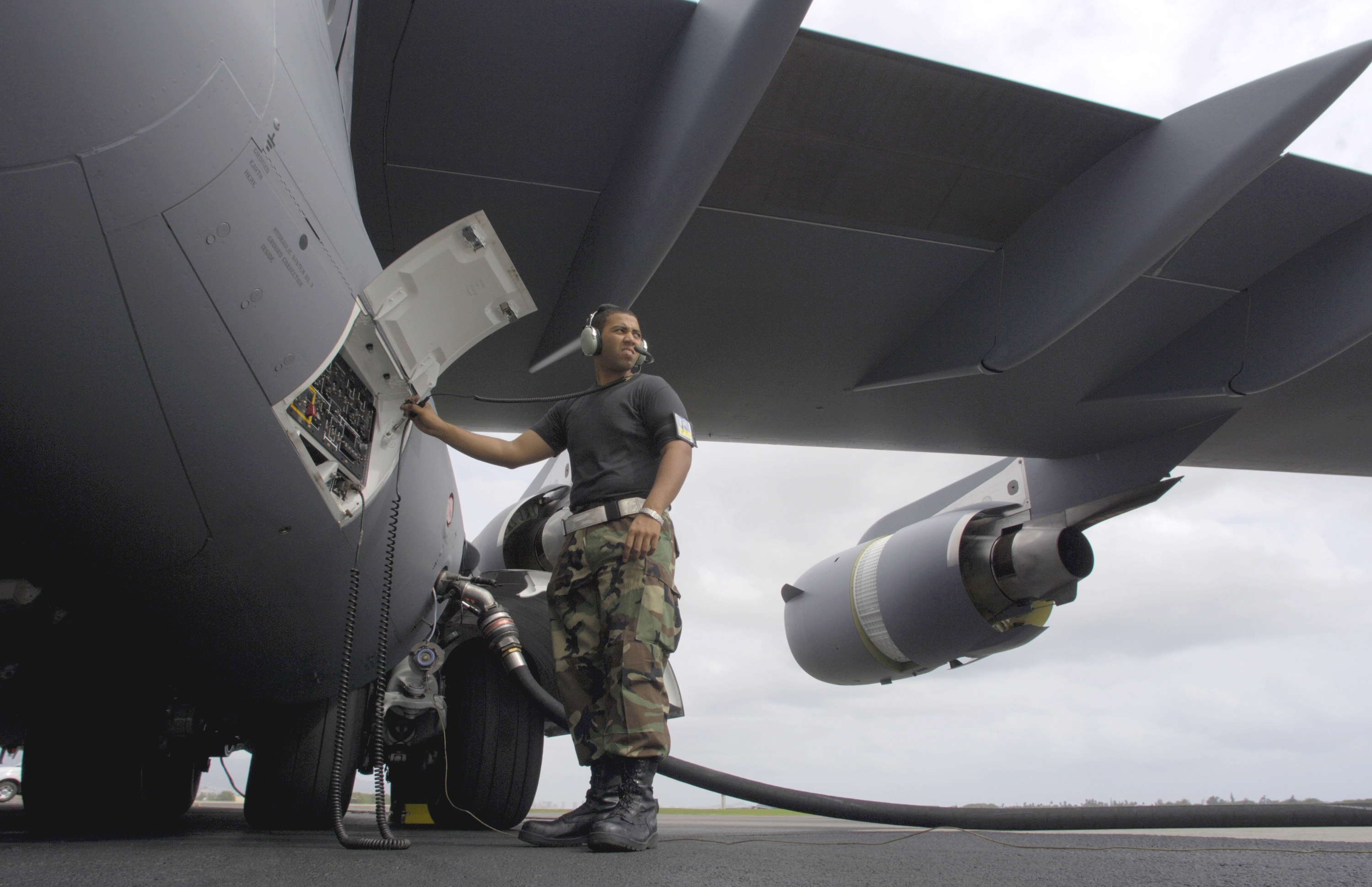 Maintenance troops > Air Force > Article Display