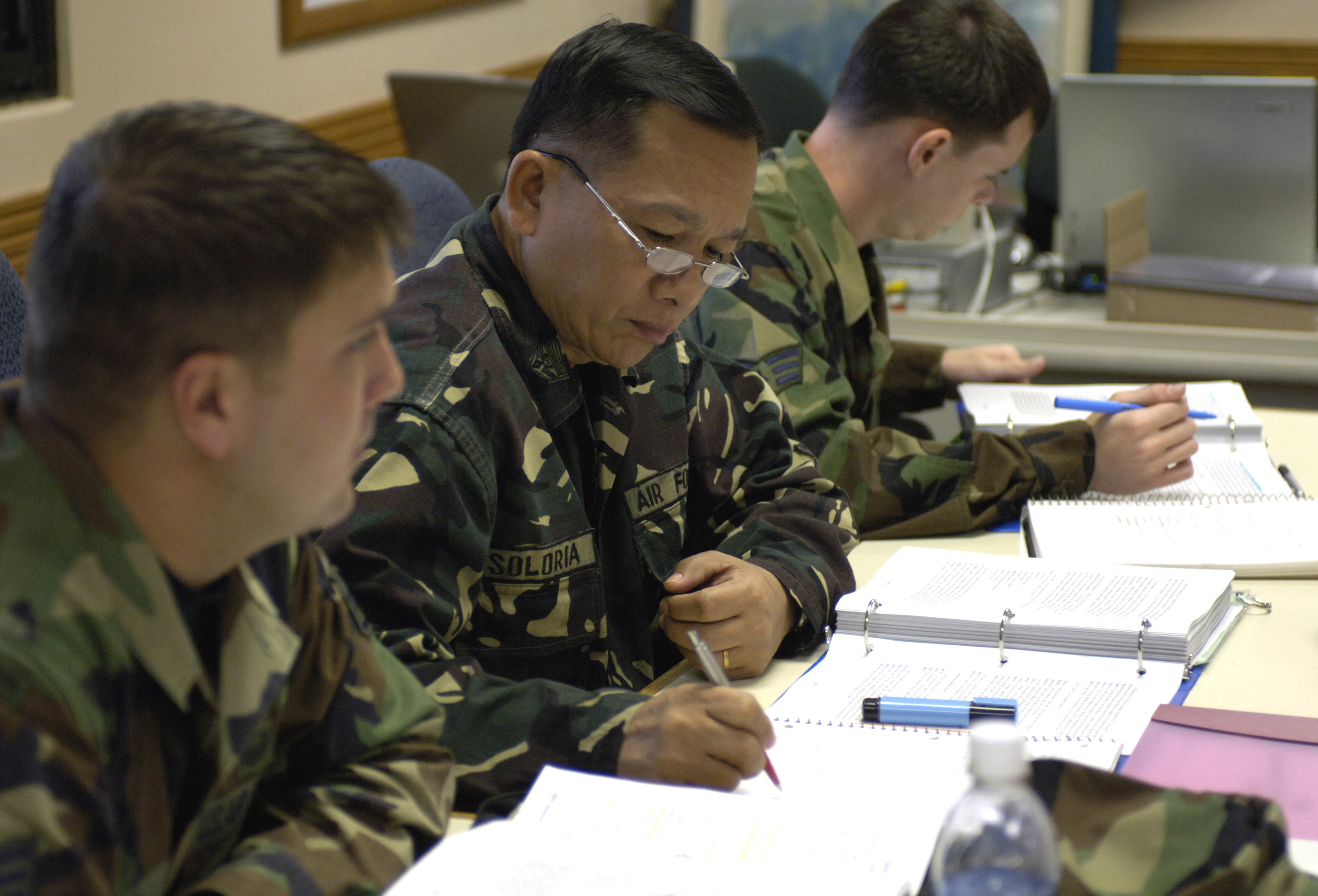 Philippine Airmen attend professional military education at Hickam > U ...