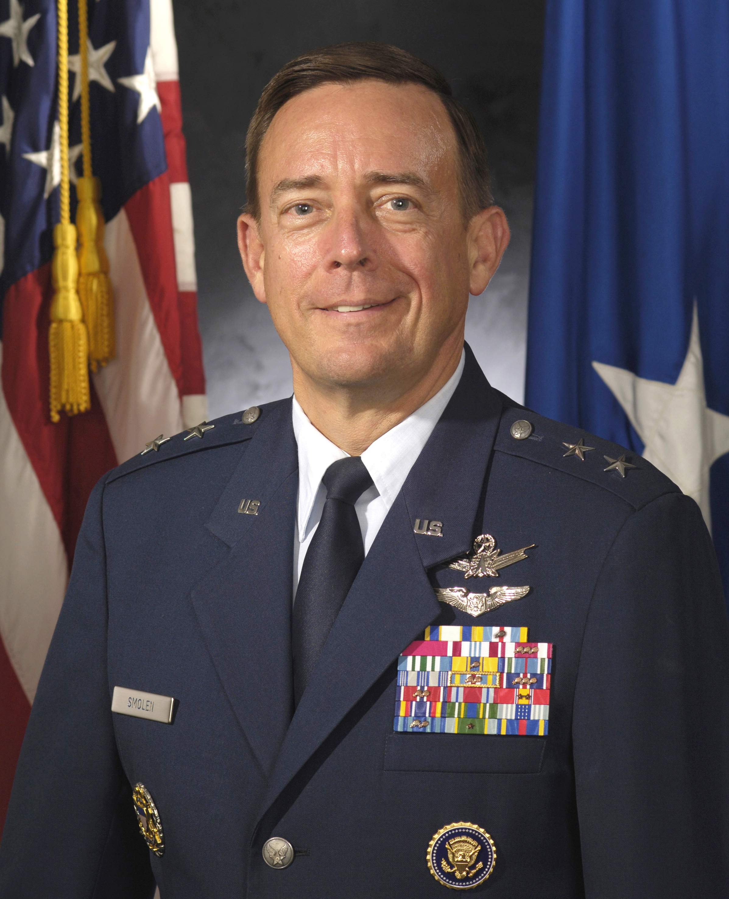 MAJOR GENERAL ROBERT L. SMOLEN > Air Force > Biography Display