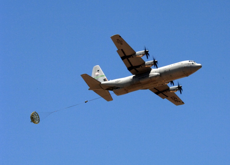 Pallet drop over California > U.S. Air Force > Article Display