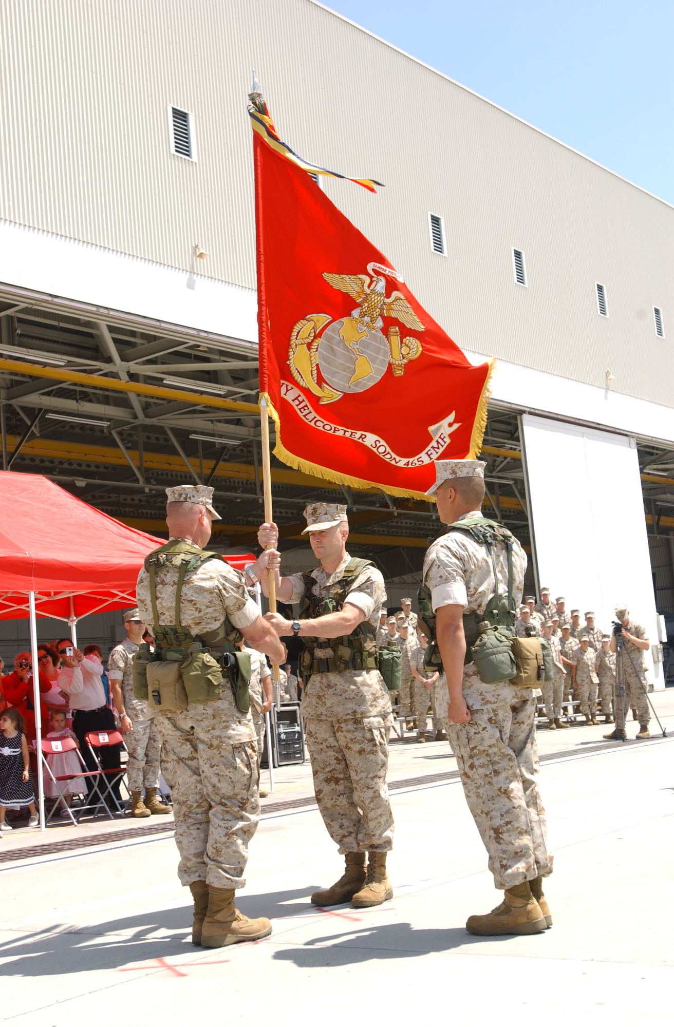 HMH-465 changes command > Marine Corps Air Station Miramar-EMS > News ...