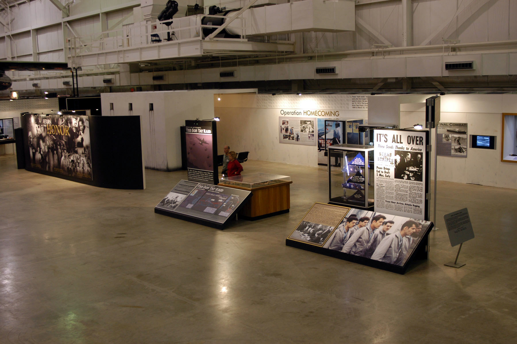 Return with Honor: American Prisoners of War in Southeast Asia ...