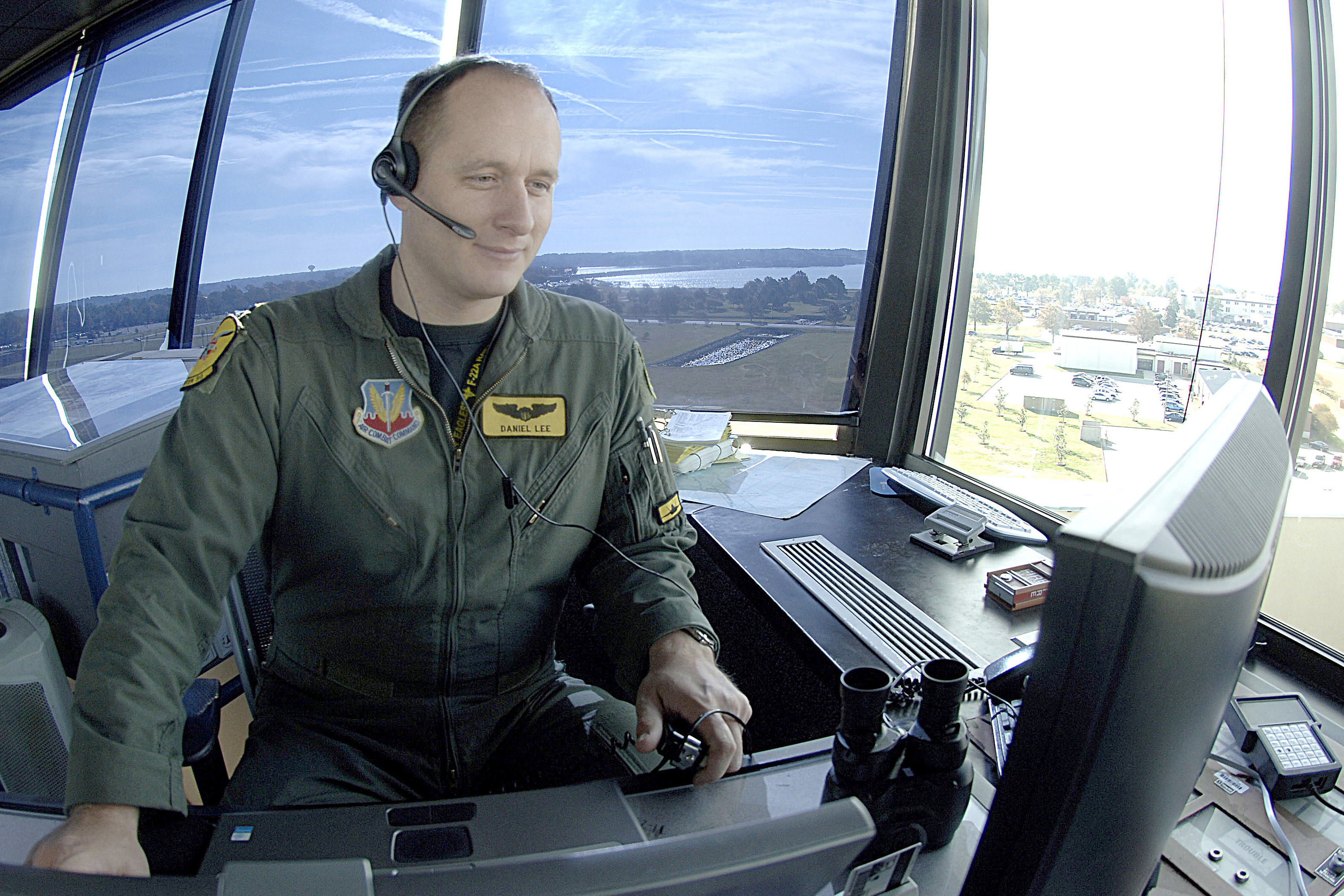 Fightin' Eagle pilot donates bone marrow > Air Combat Command > Display