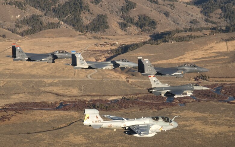 Flying over Idaho > U.S. Air Force > Article Display