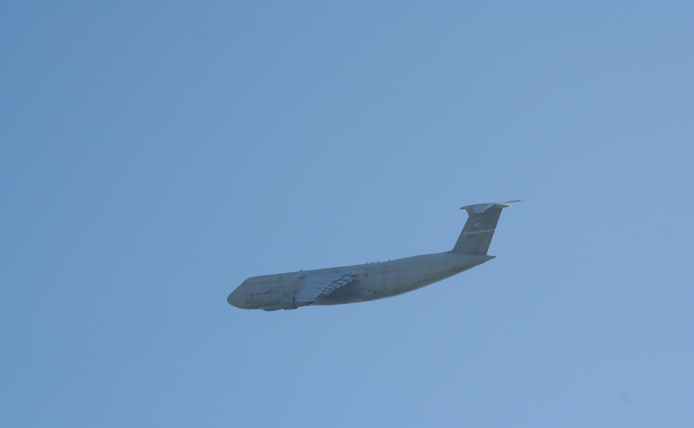 Paying tribute > 445th Airlift Wing > Article Display