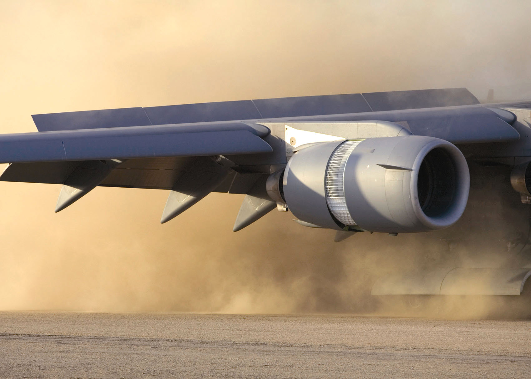 Dirt runway testing increases C-17 safety, agility > Air Force ... Dirt runway testing increases C-17 safety, agility > Air Force ...