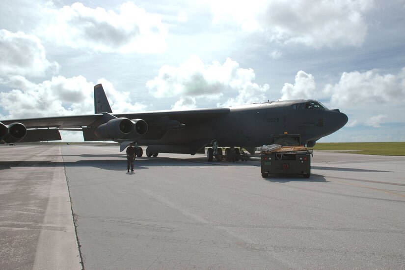 Deployed B-52 maintainers achieve perfect record > U.S. Air Force ...