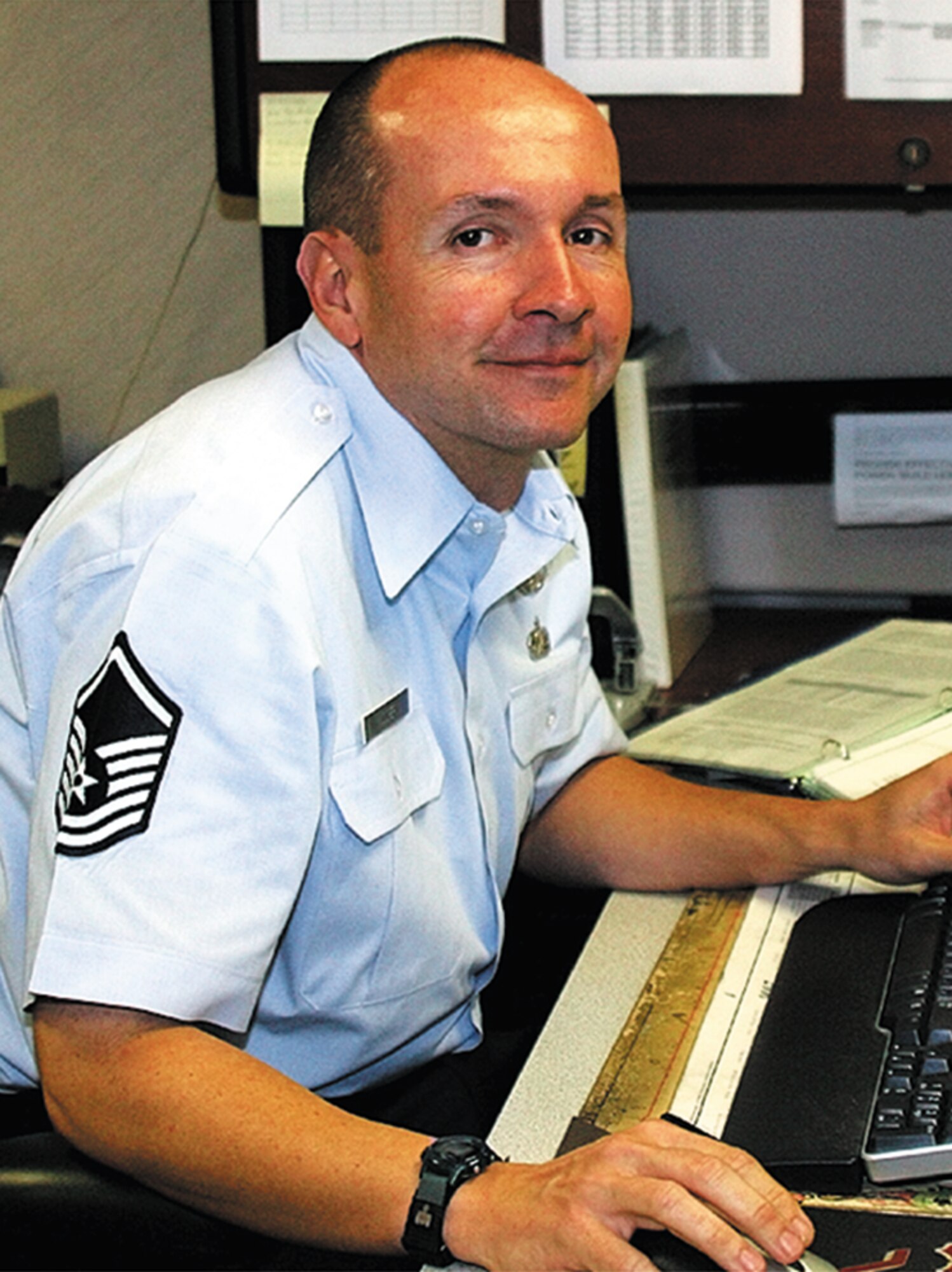 Airman takes first in flight award > Team Pope > Pope News