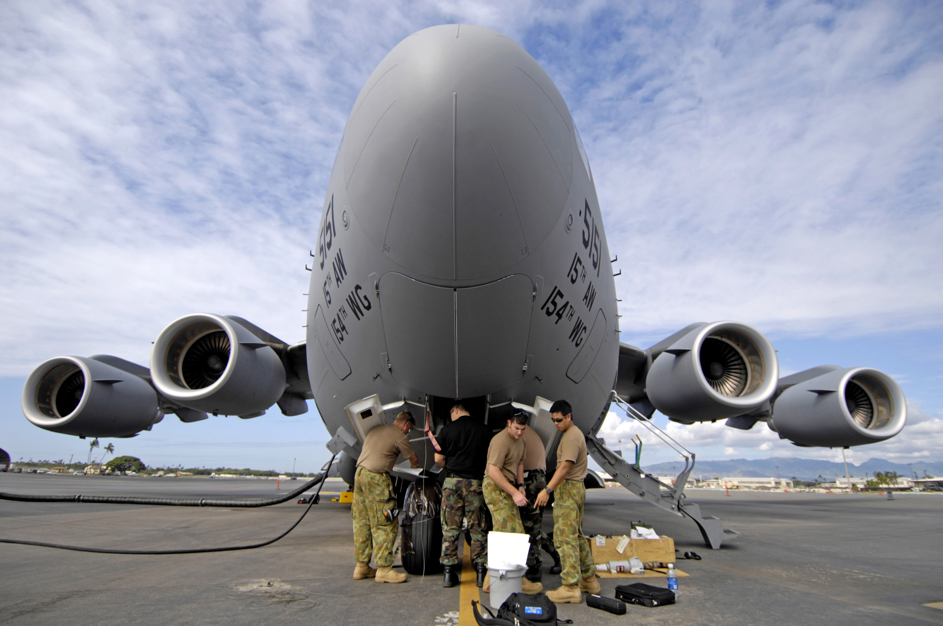 15th MXG gives Aussies sneak peek > 15th Wing > Article Display