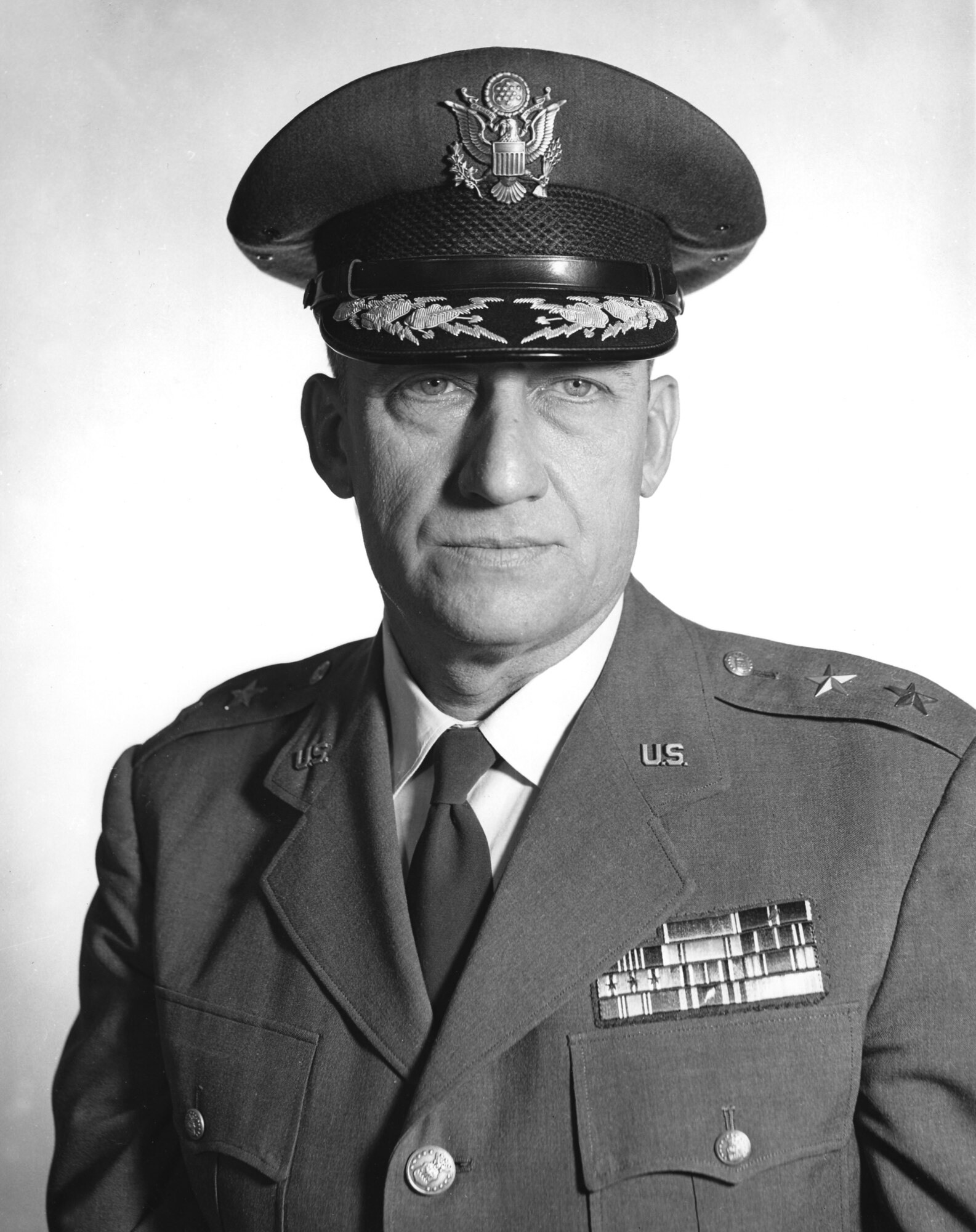 MAJOR GENERAL LEE W. FULTON > Air Force > Biography Display