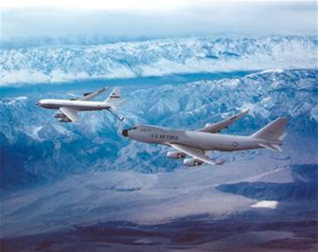 Airborne Laser in Air-to-Air Refueling Test