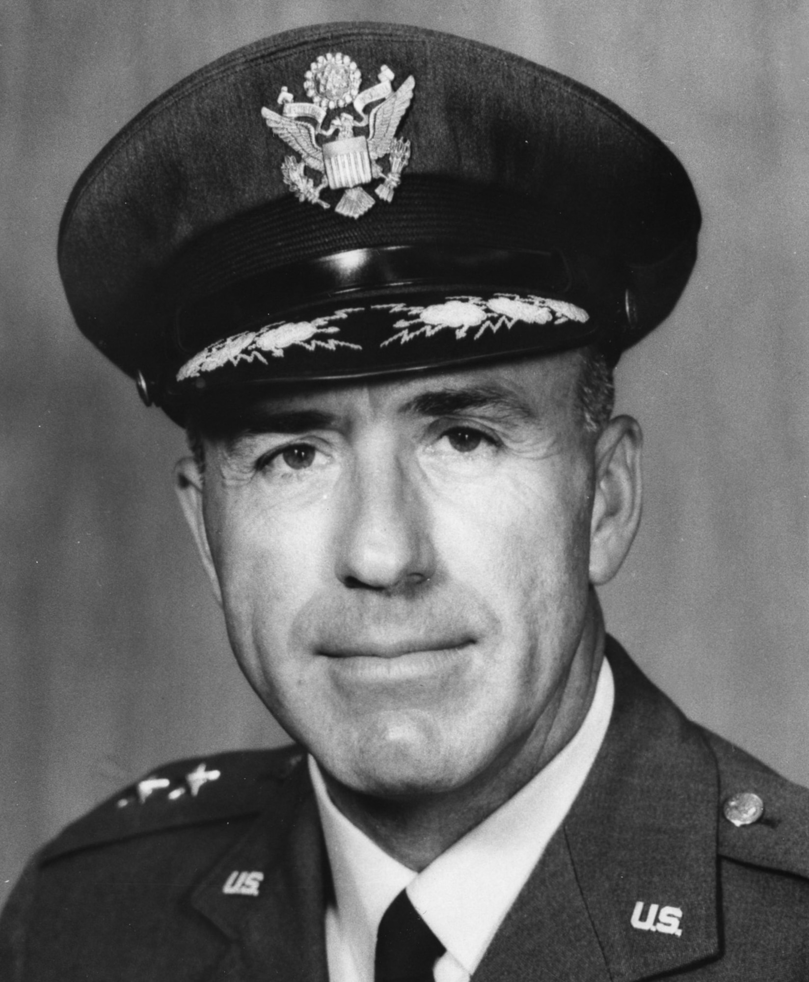 LIEUTENANT GENERAL SAM MADDUX JR. > Air Force > Biography Display