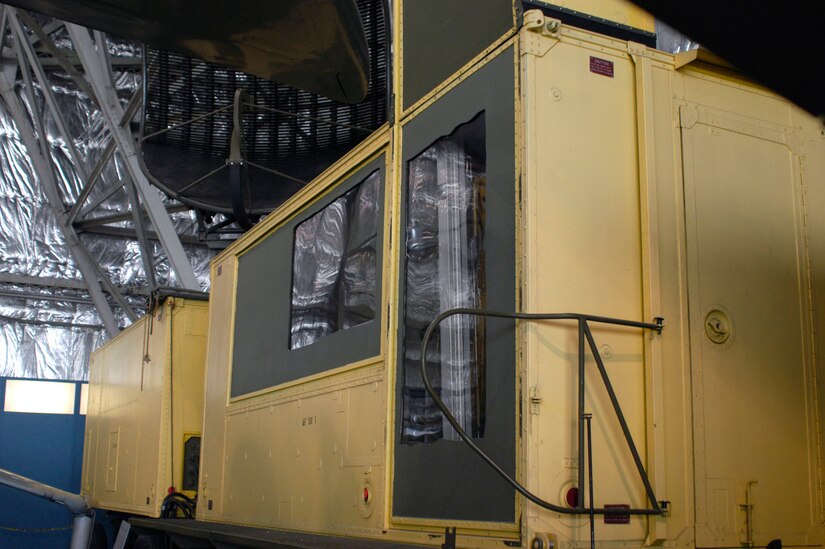 AN/CPN-4 Ground Controlled Approach Facility > National Museum of the ...