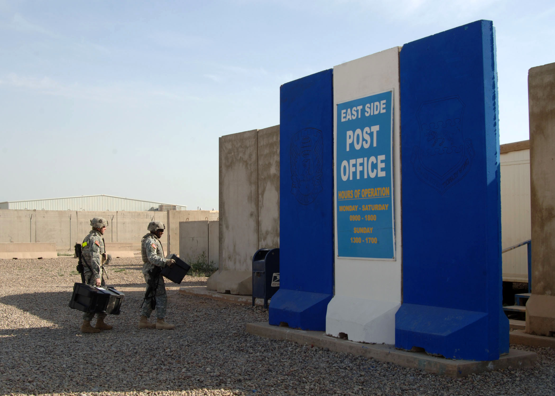 Airmen provide 1st class postal service to thousands > Air Force ...