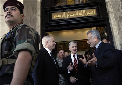 Secretary Gates speaks with Iraqi Vice President Tariq al-Hashimi. | U ...