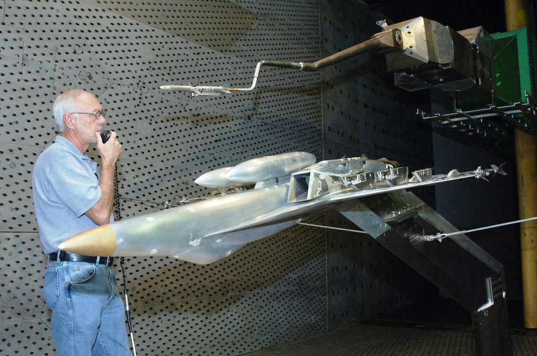 Navy fighter tests conducted in AEDC’s 16-foot transonic tunnel