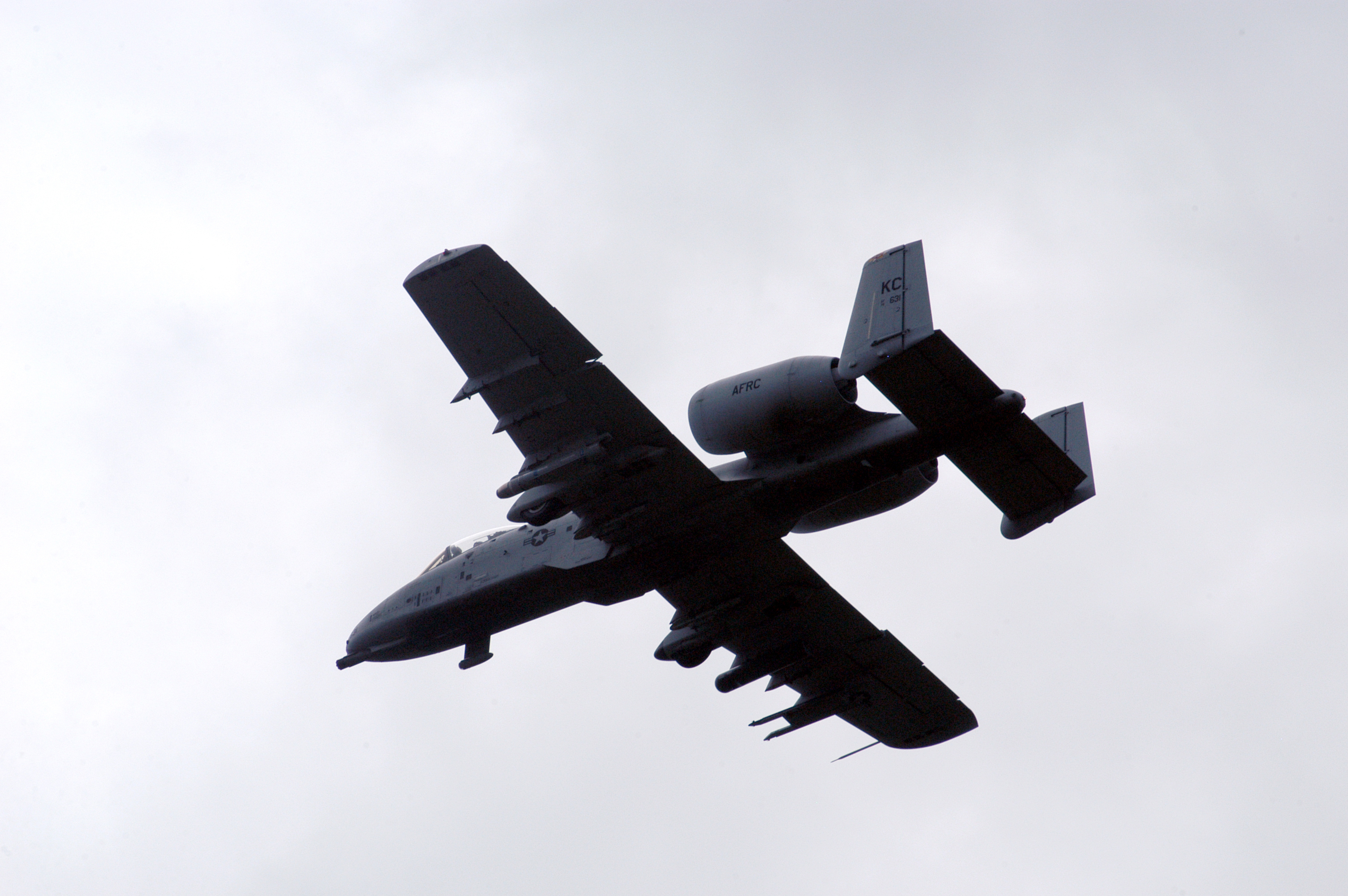 303rd Fighter Squadron A-10 pilots volunteer for range duty > 442d ...