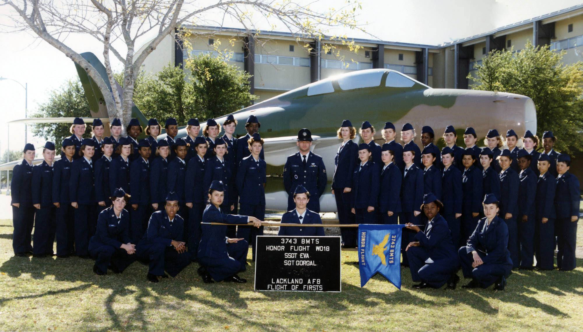 3743 Flt W018 Dec 1989