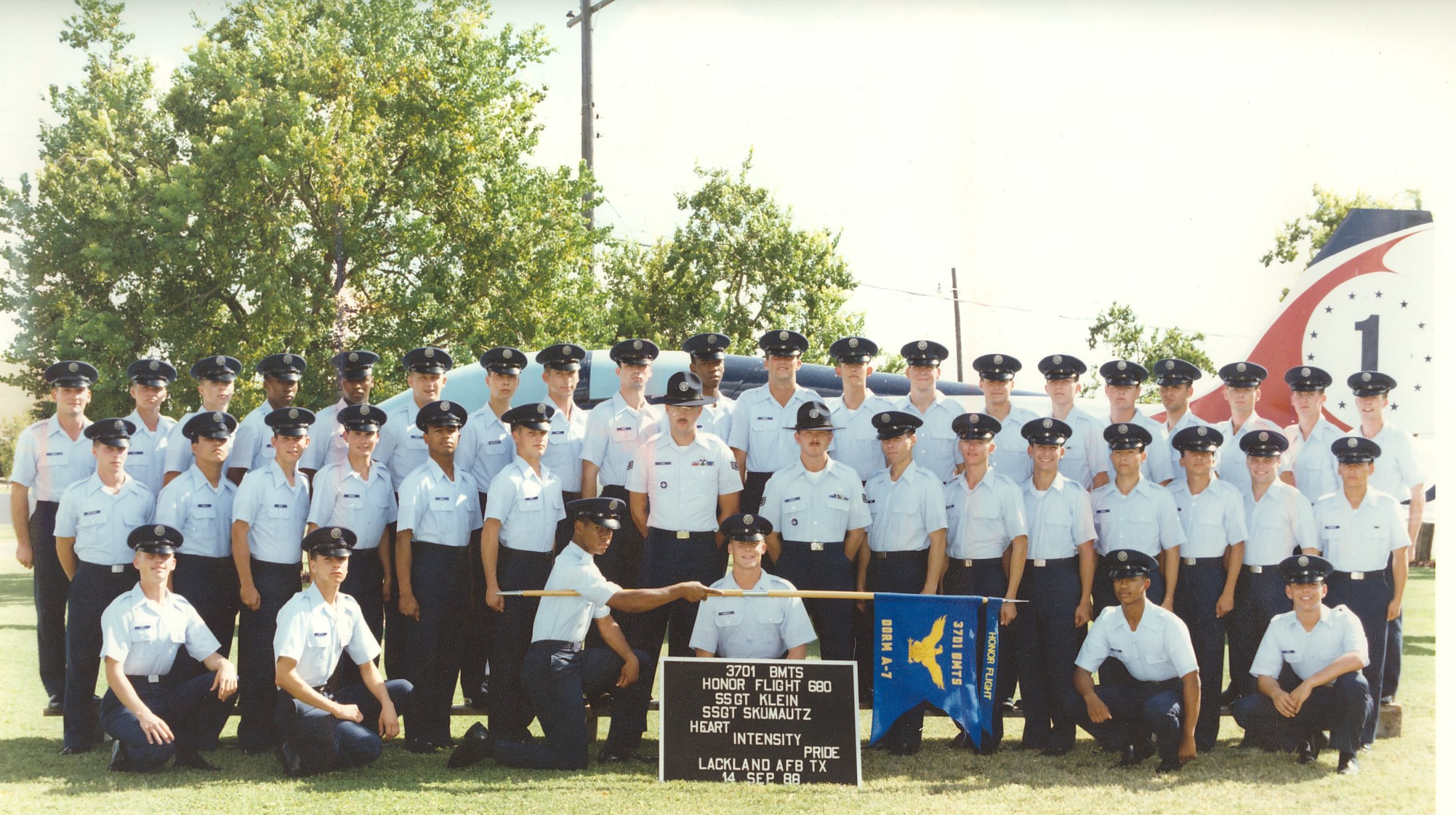 3701 Flt 680 Sep 1988