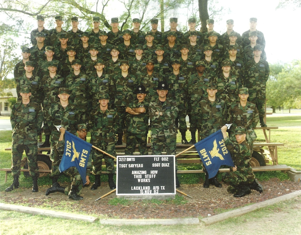 322 Flt 002 Nov 1993