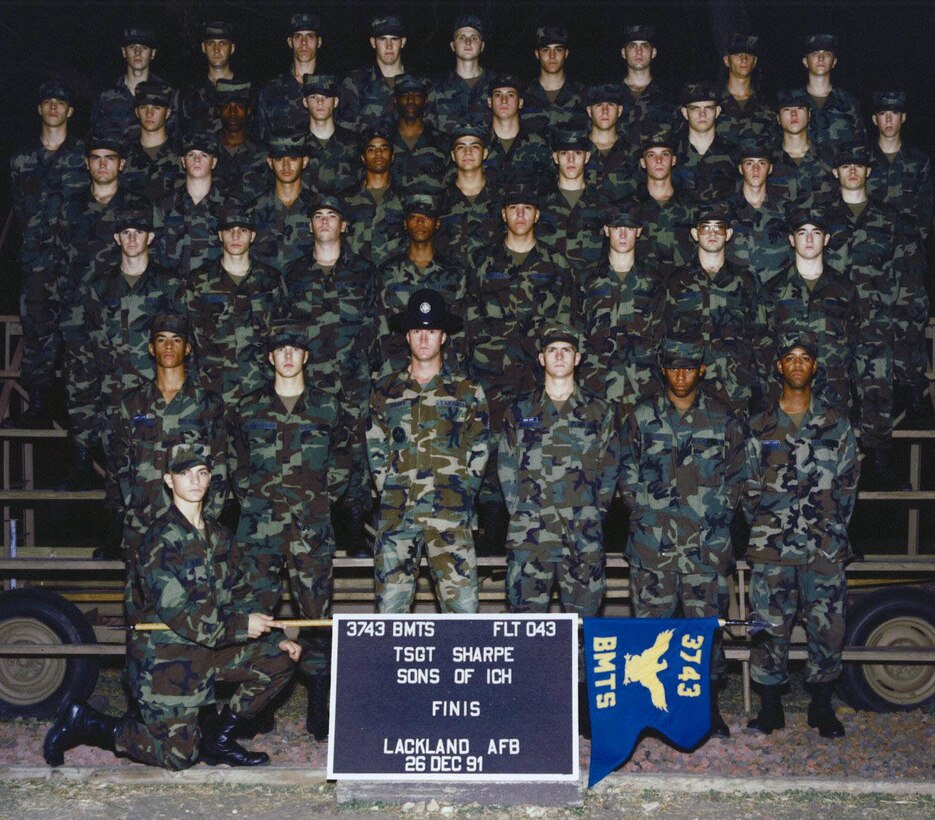 3743 Flt 043 Dec 1991