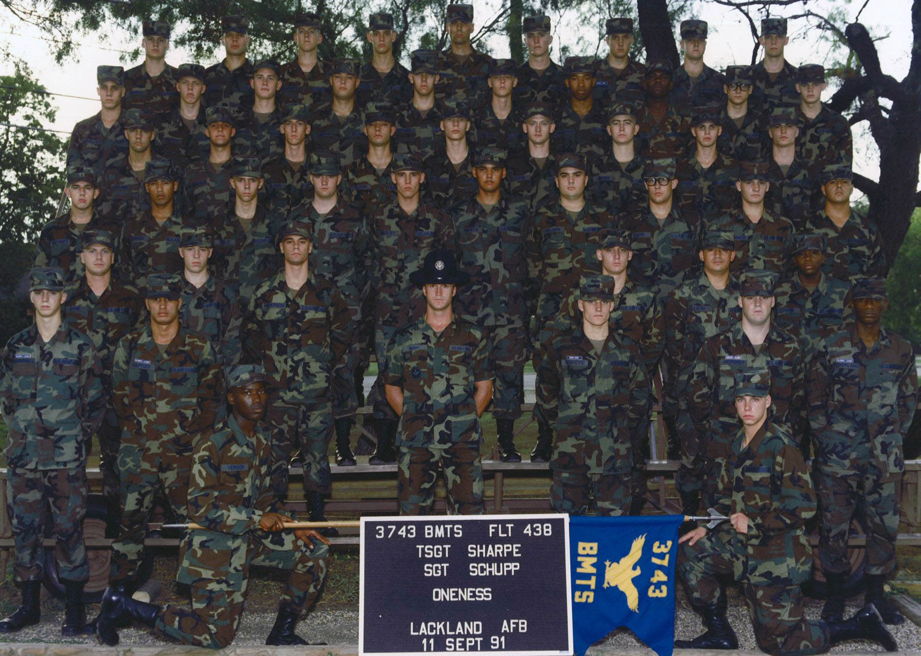 3743 Flt 438 Sep 1991