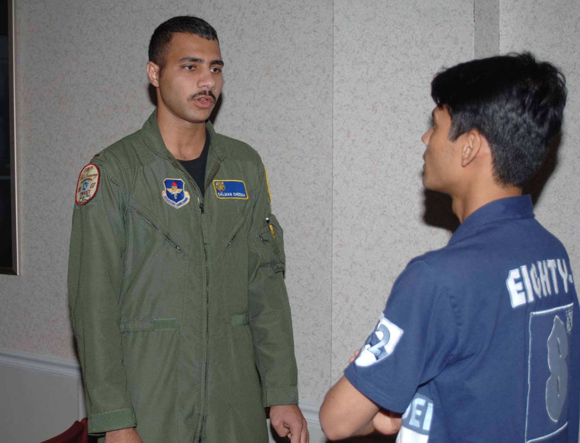 Scholars make visit to CAFB > Columbus Air Force Base > Article Display