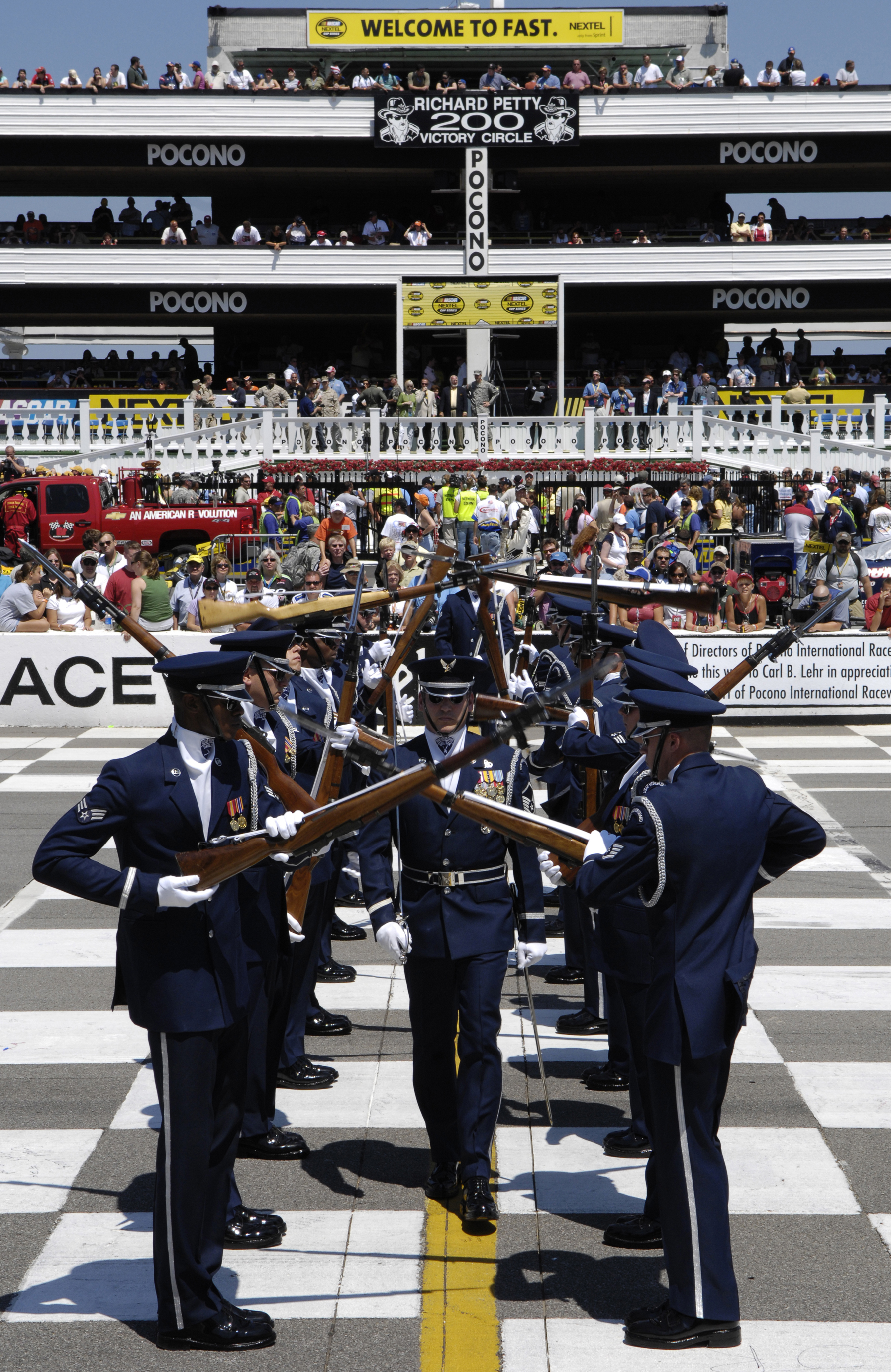 Drill Team tours Northeast bases & events > Air Force Honor Guard ...