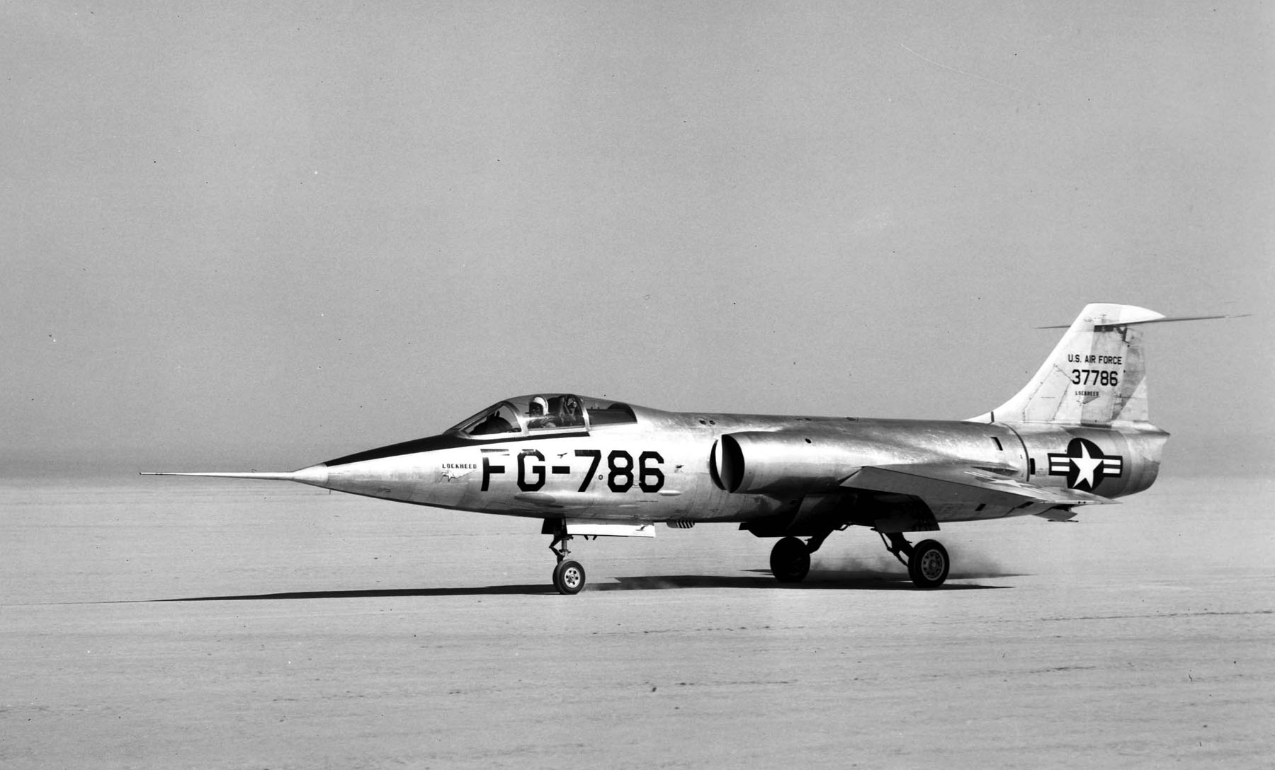 Lockheed XF-104