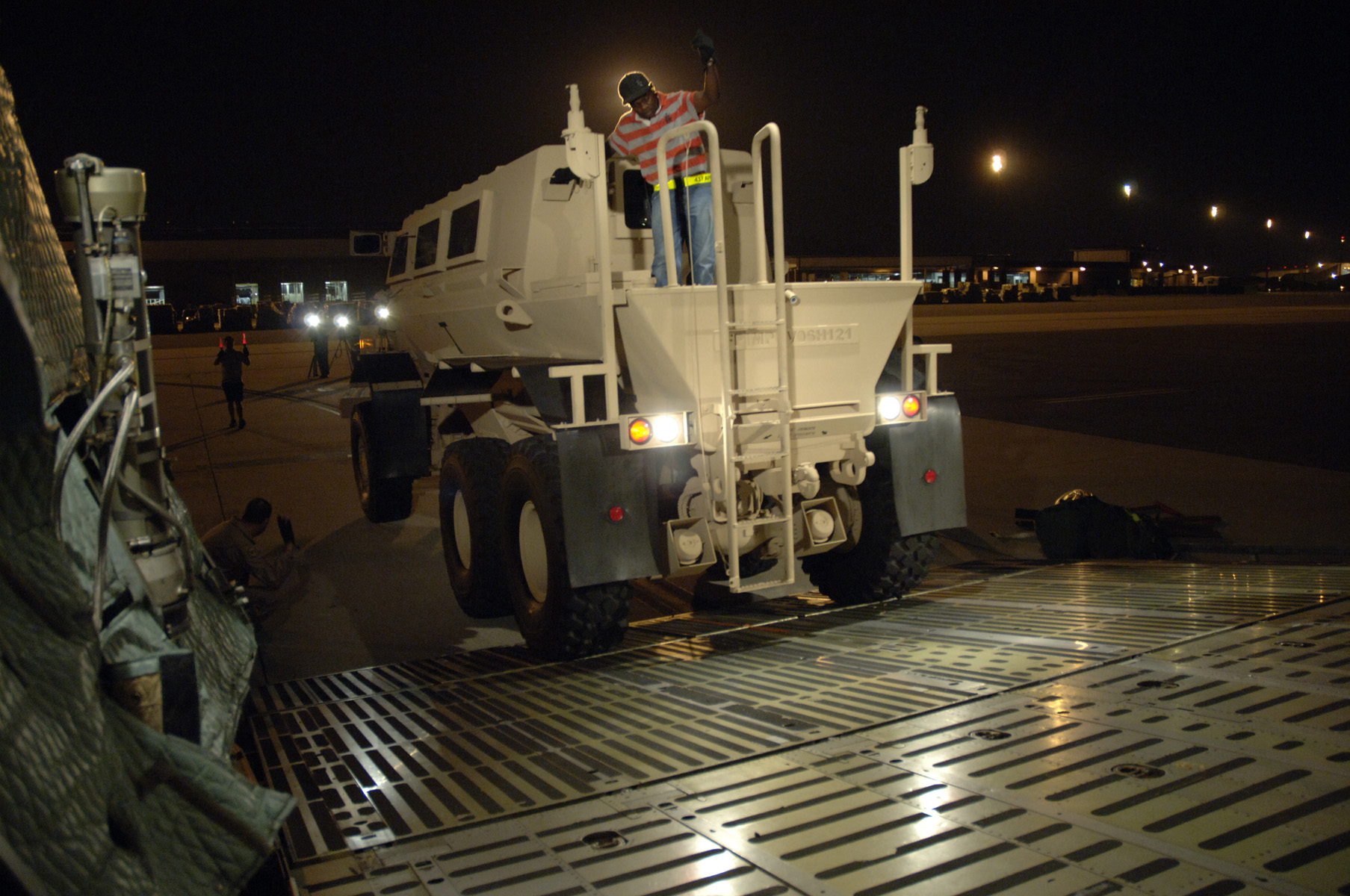 Air Force plays major role in delivering 10,000 MRAPs to troops ...