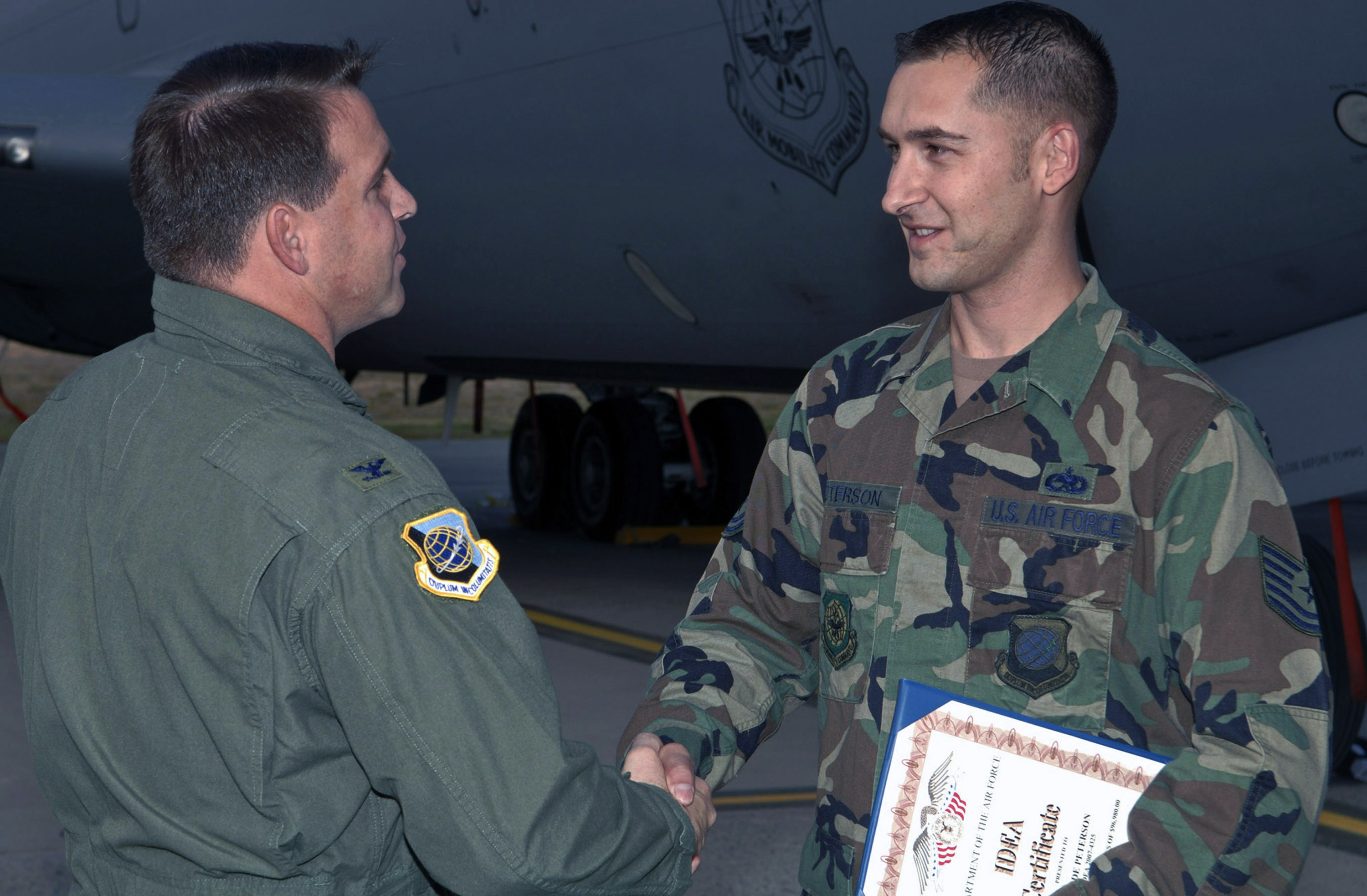 Fairchild NCO receives $10,000 for great idea > Air Force > Article Display