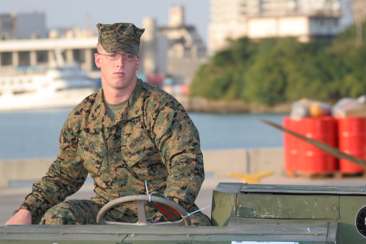071202-M-4498L-004-1.jpg