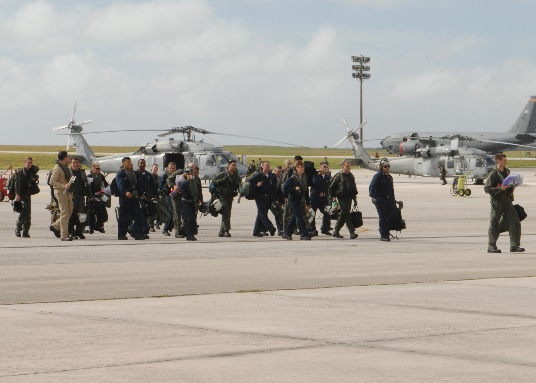 Members of HSC-25 return from seven month deployment > Andersen Air ...