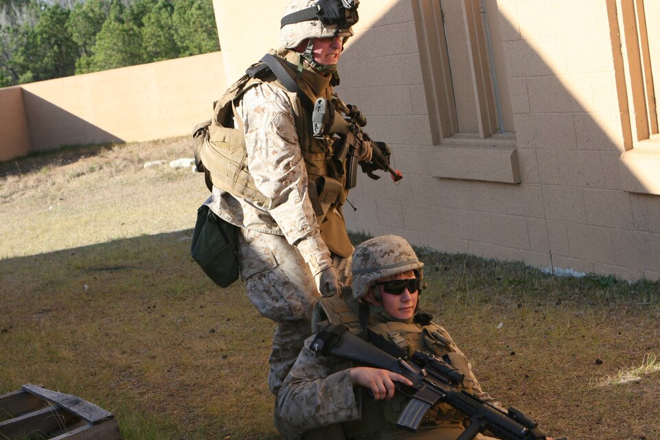 Individual actions key to MOUT success > United States Marine Corps ...
