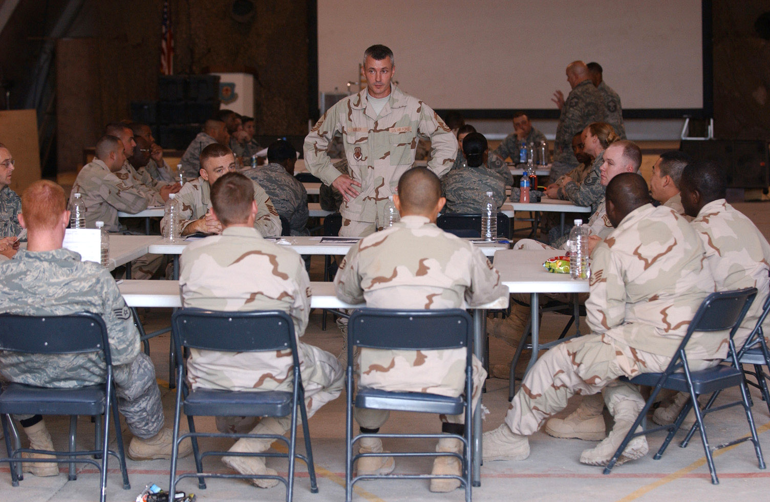 Senior NCOs mentor junior sergeants in Iraq > Air Force > Article Display