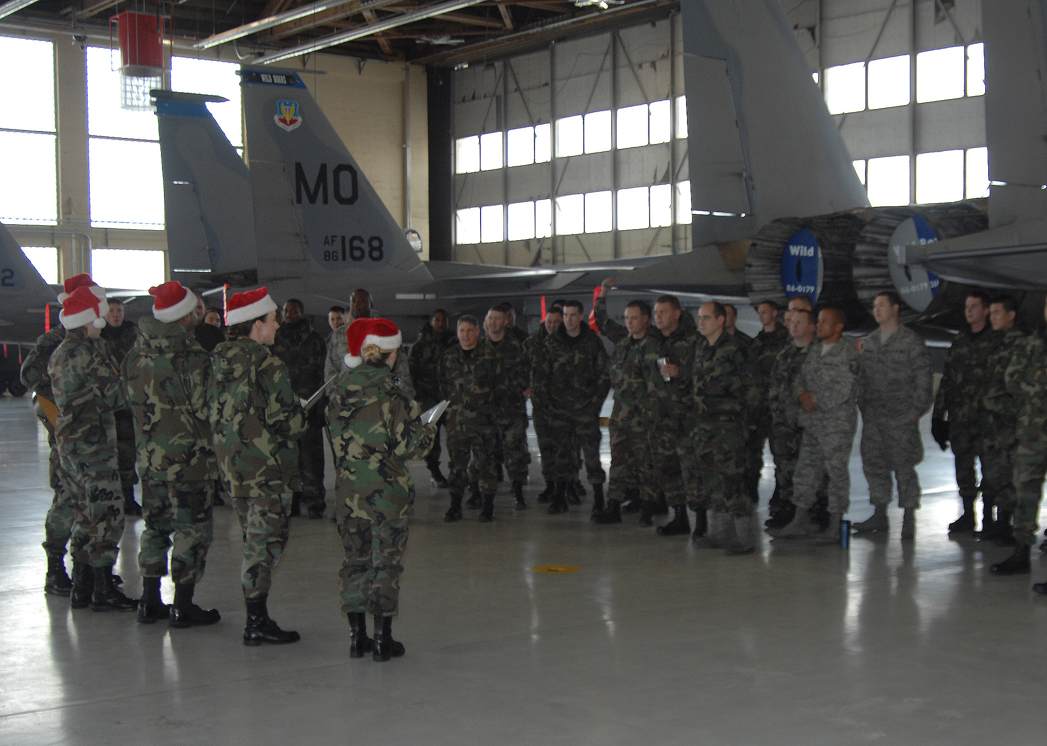USAF Band of the Golden West spread cheer through song > Mountain Home ...