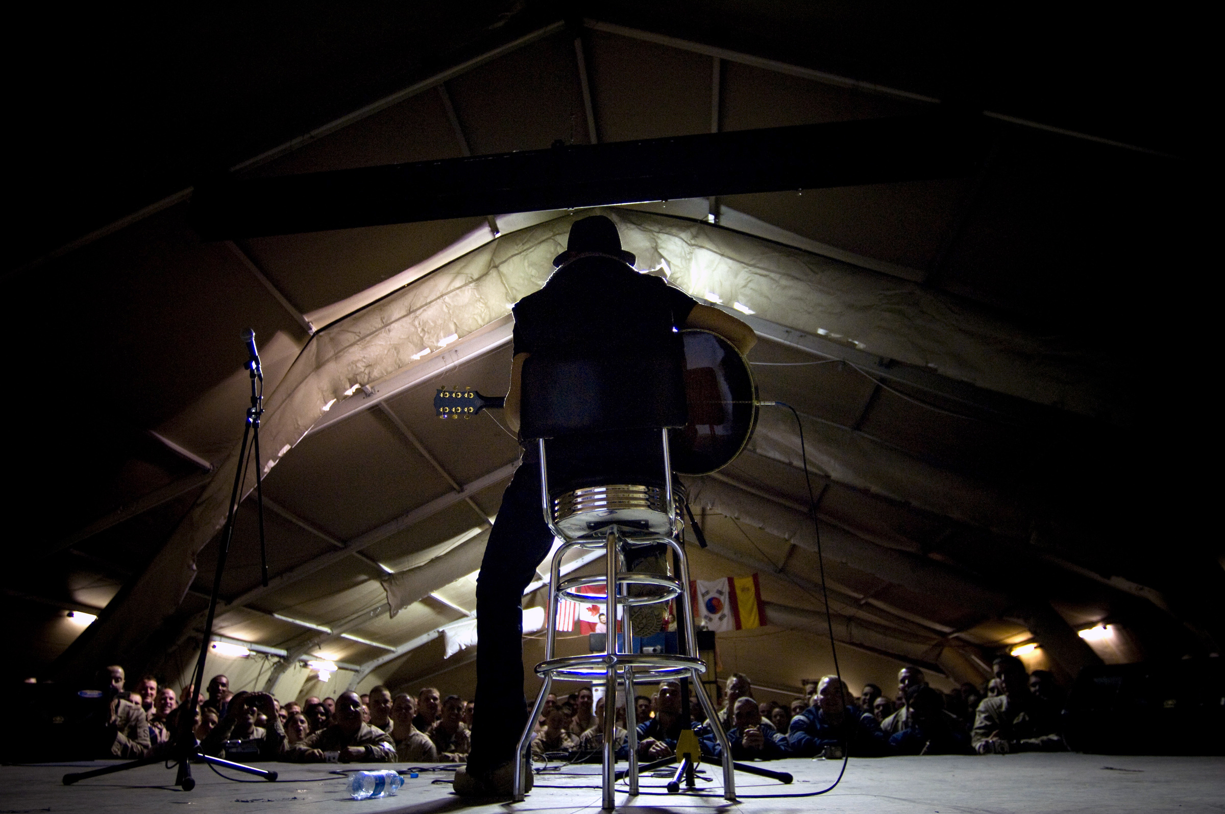 Kid Rock plays to service members stationed at Manas Air Base ...