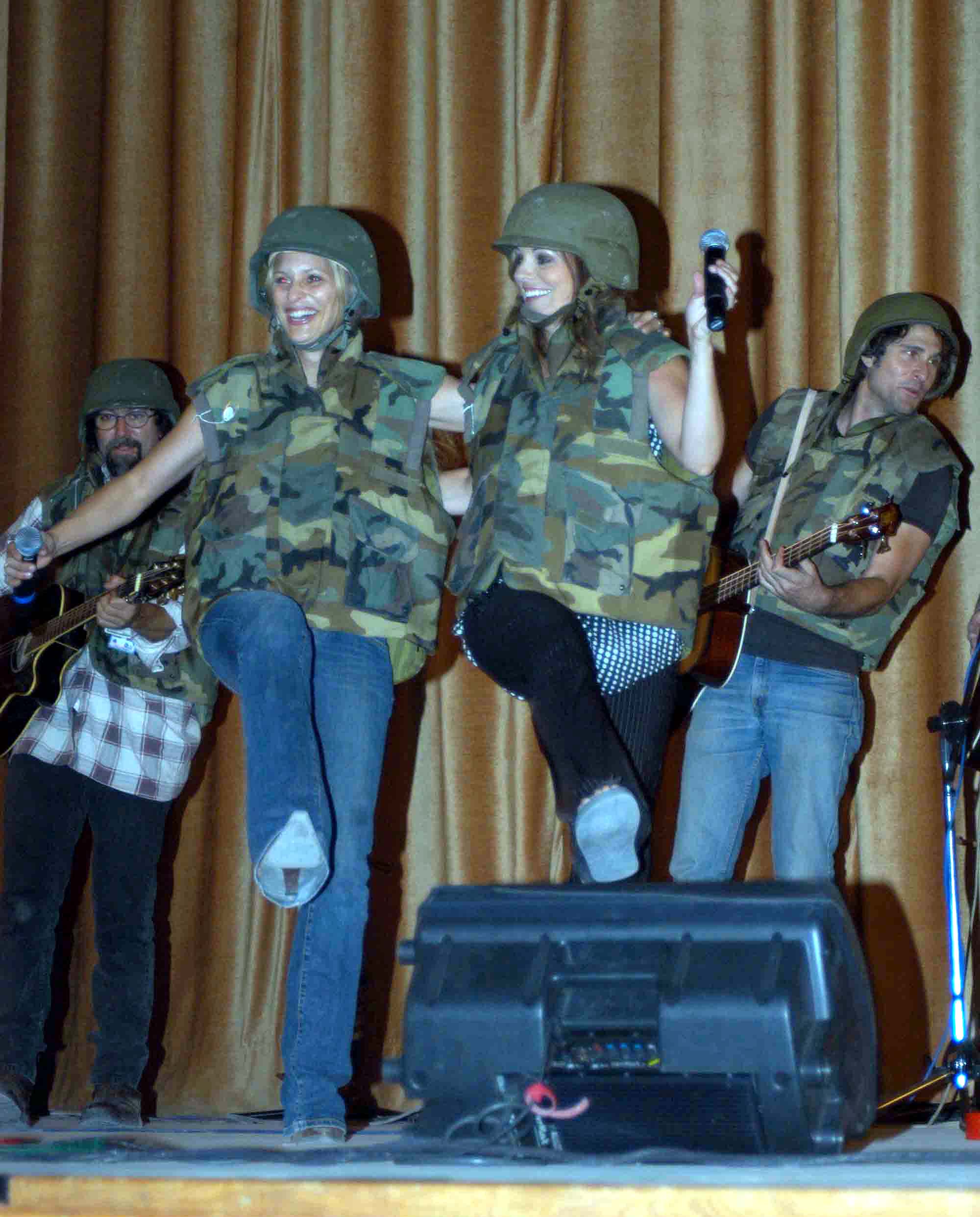 Country singers Chalee Tennison and Danni Leigh entertain the troops at ...