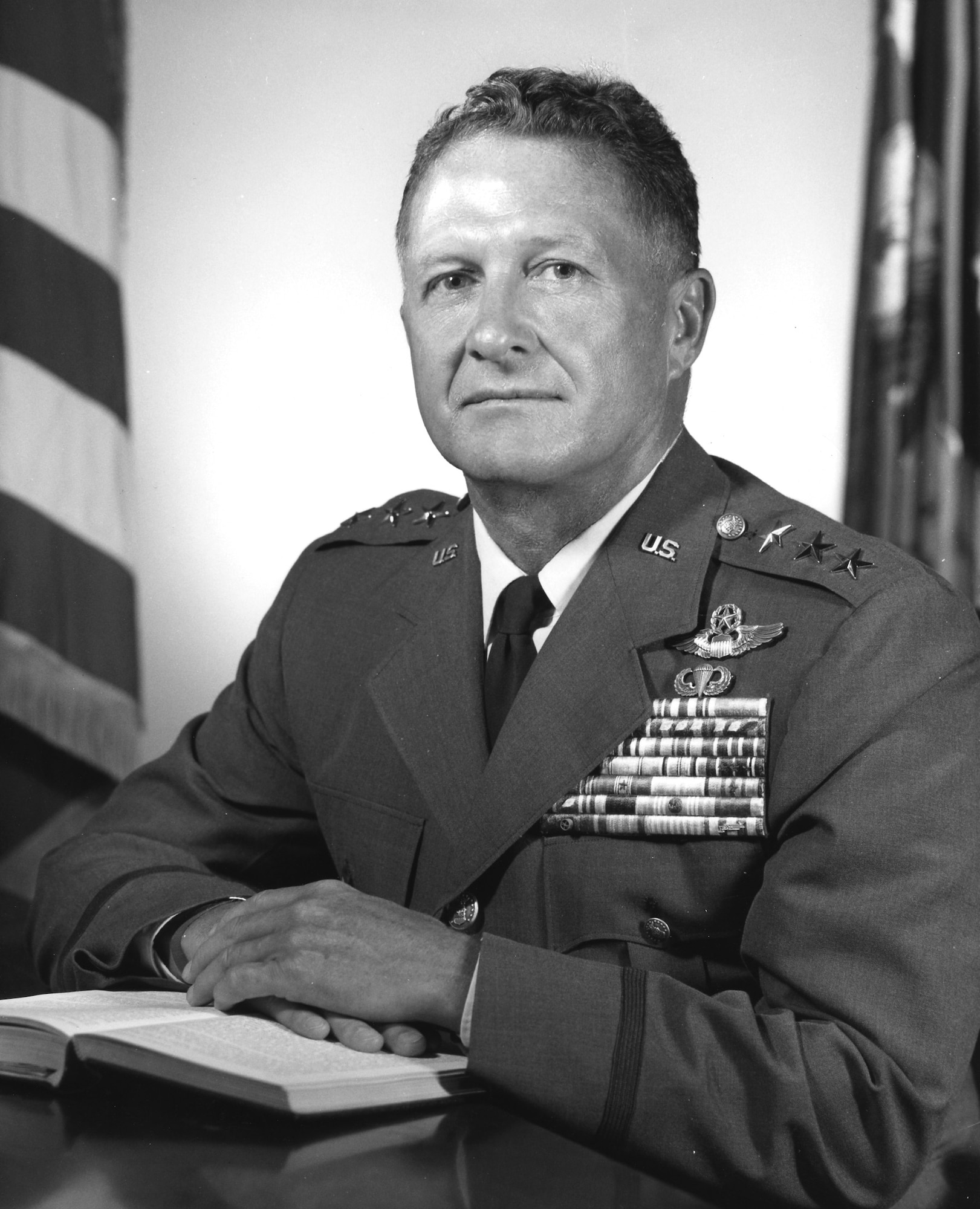 LIEUTENANT GENERAL GORDON M. GRAHAM > Air Force > Biography Display